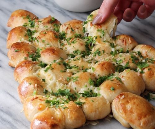 Cheesy Christmas Tree Roll Recipe